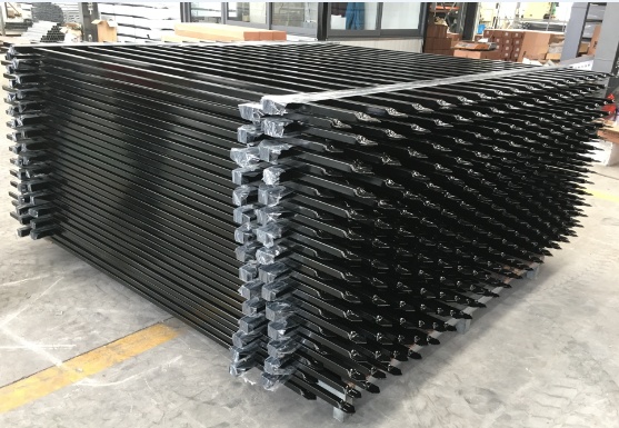 Hercules Fencing Panels: Strength and Beauty